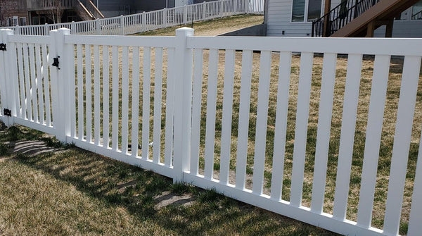 [100 Feet of Fence] 4' Tall Closed Picket AFC-17 Vinyl Complete Fence ...